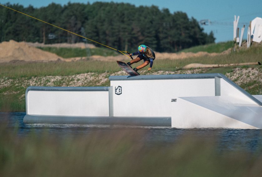 Wakeboard features for any wake park - UNIT Parktech